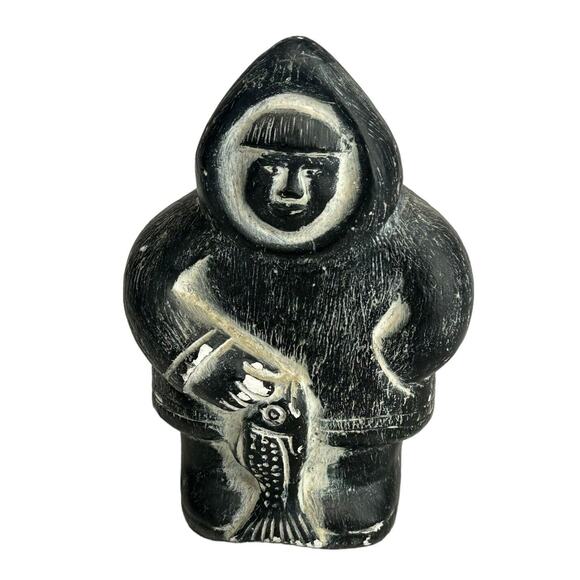 Art | Inuit Eskimo With Fish Stoneware Figure Sculpture Cabin Outdoors ...
